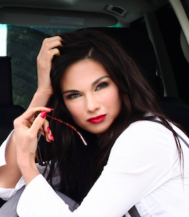 Inspiring Women of the Month Series - Amanda Russell – Julia Jolie, LLC